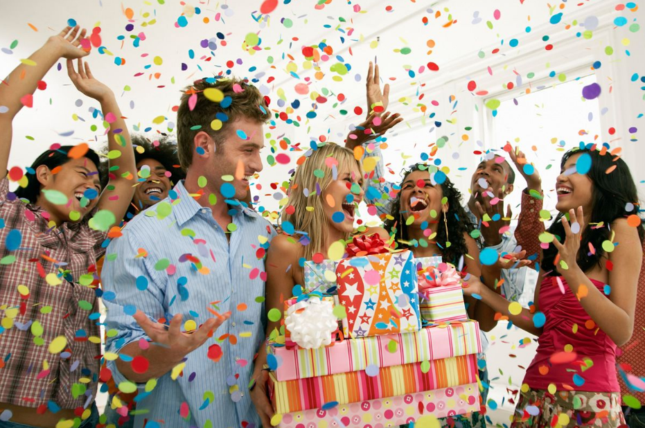 10 Best Adult Birthday Decorations Ideas of 2022